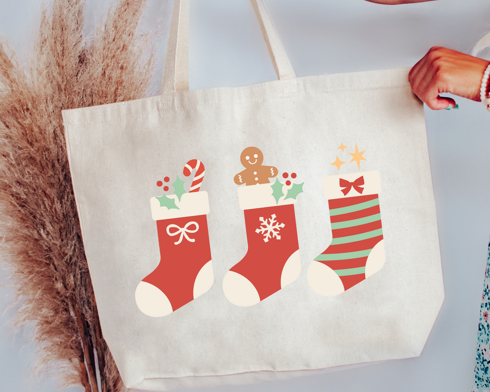 FREE Christmas Stocking SVG | Classic Stockings SVG – Caluya Design
